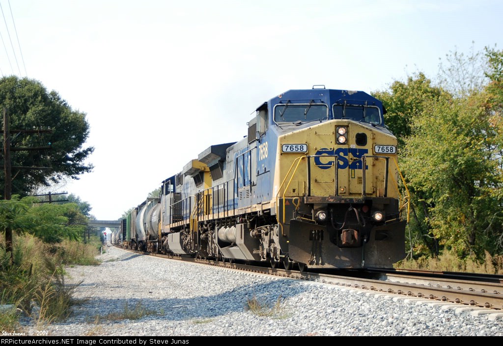 Q502 CSX 7658,243